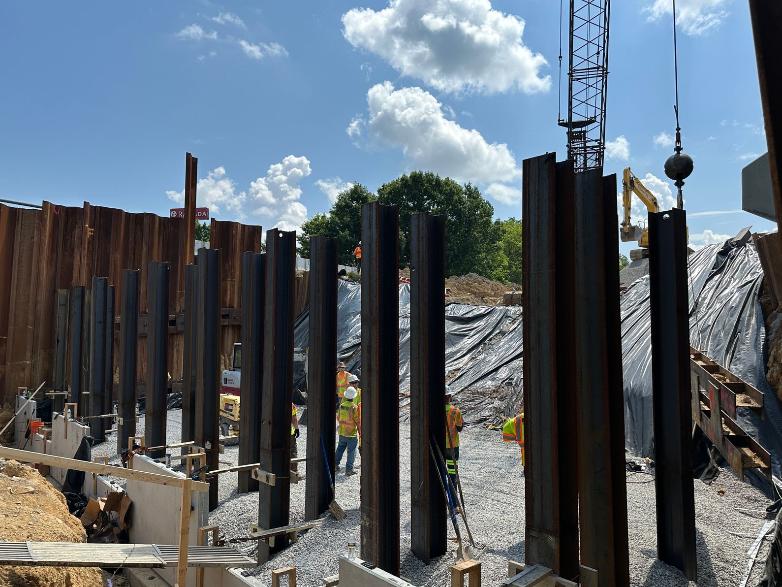 Interstate 81 mile marker 72 deceleration/acceleration lane with ...